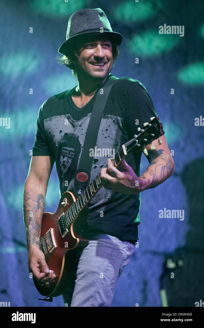 Josh steely hi-res stock photography and images - Alamy