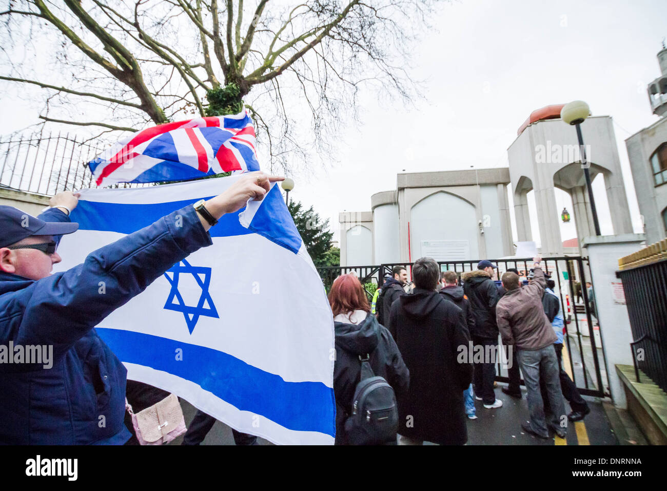 English Defence League (EDL) march on Regents Park Mosque in London ...