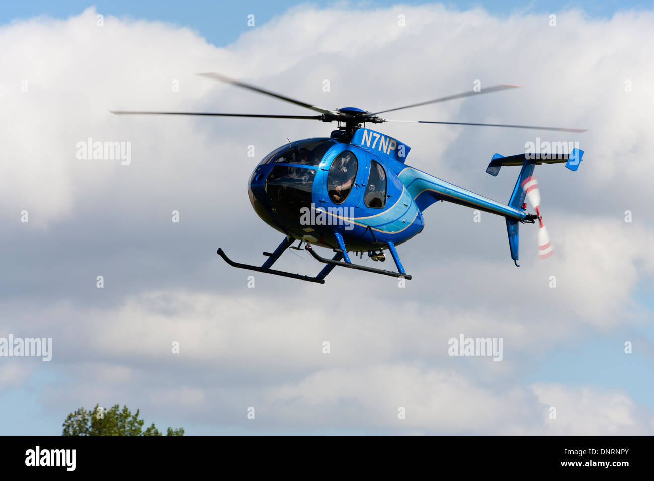 McDonnell Douglas 369E 500 Defender N7NP in flight Stock Photo - Alamy