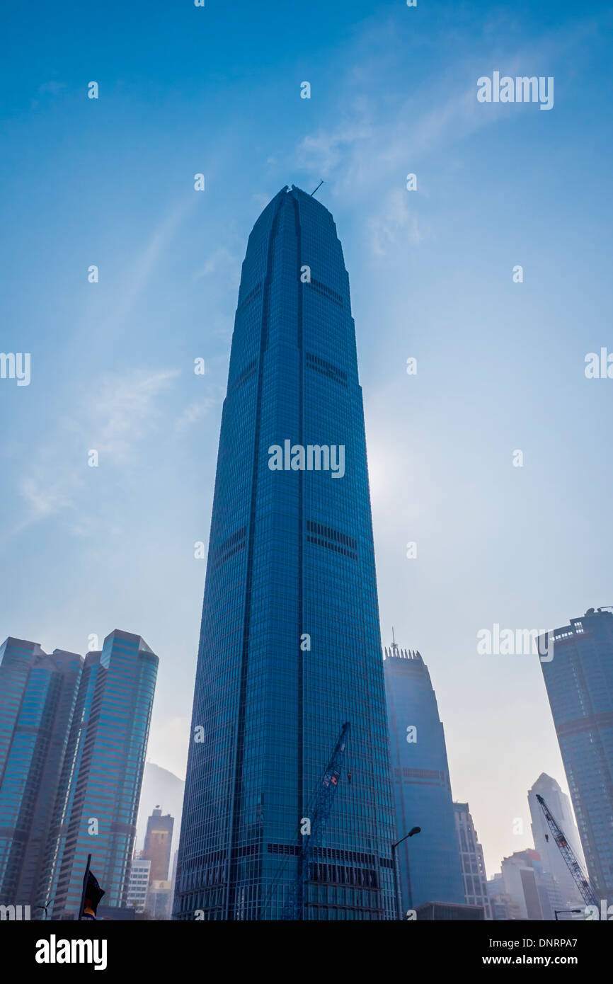 Ifc building hong kong hi-res stock photography and images - Alamy