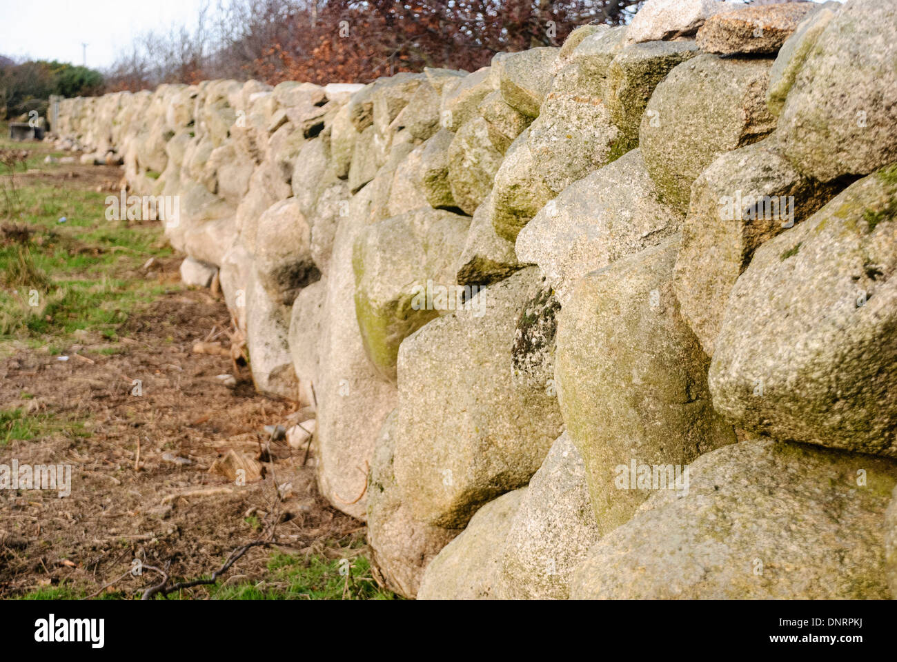 Neolithic building hi-res stock photography and images - Alamy