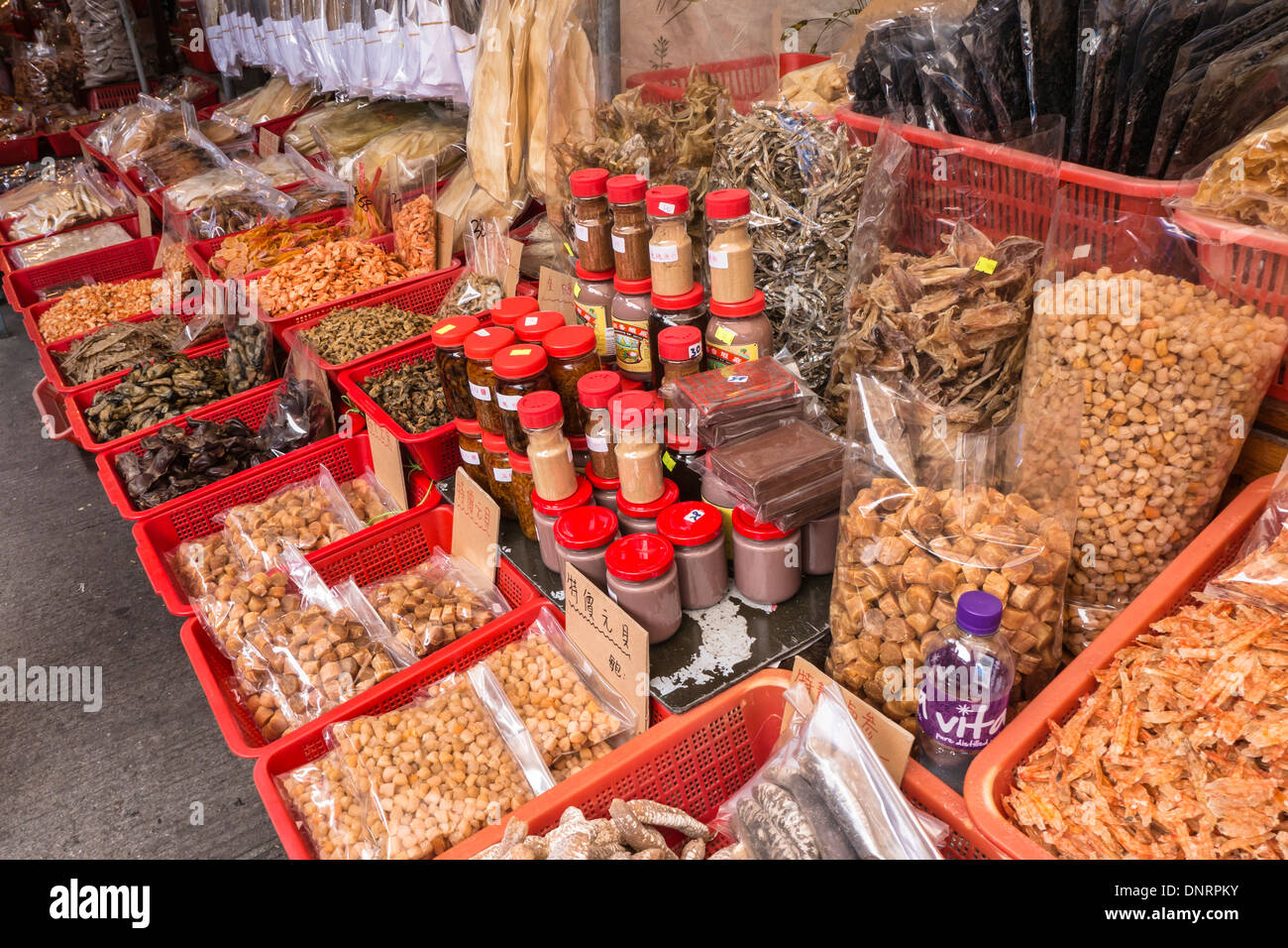 Food stall hong kong hi-res stock photography and images - Alamy