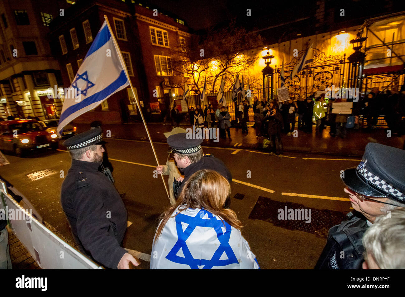 Protest at Separation Wall art installation by Israeli supporters in ...
