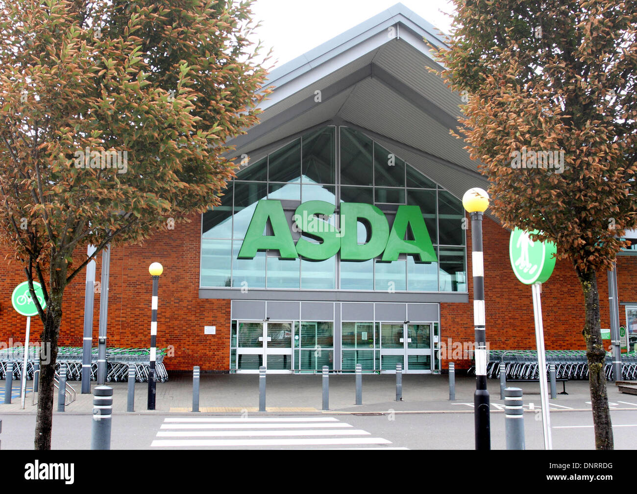 FILE PICS - Asda Supermarket, Biggleswade, Bedfordshire. Armed robbers ...
