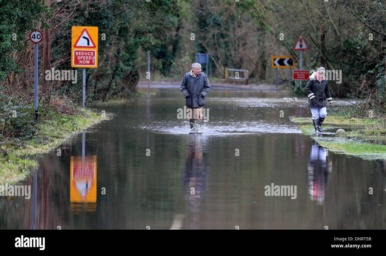 River wey flooding hi-res stock photography and images - Alamy