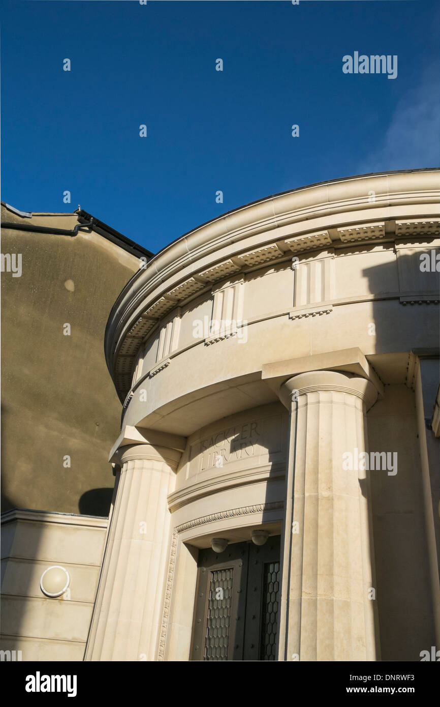 Sackler library hi-res stock photography and images - Alamy
