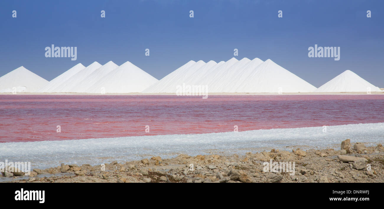 Bonaire salt pyramid hi-res stock photography and images - Alamy