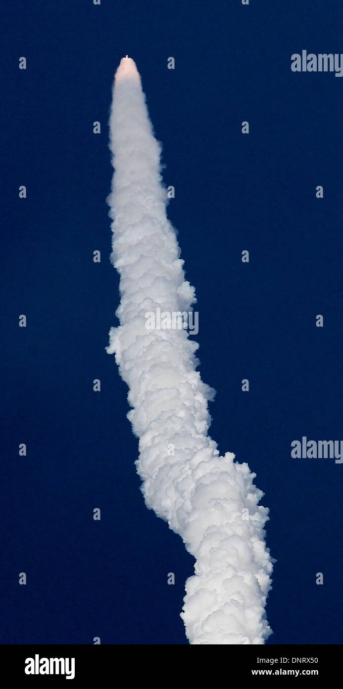 India first rocket launch hi-res stock photography and images - Alamy