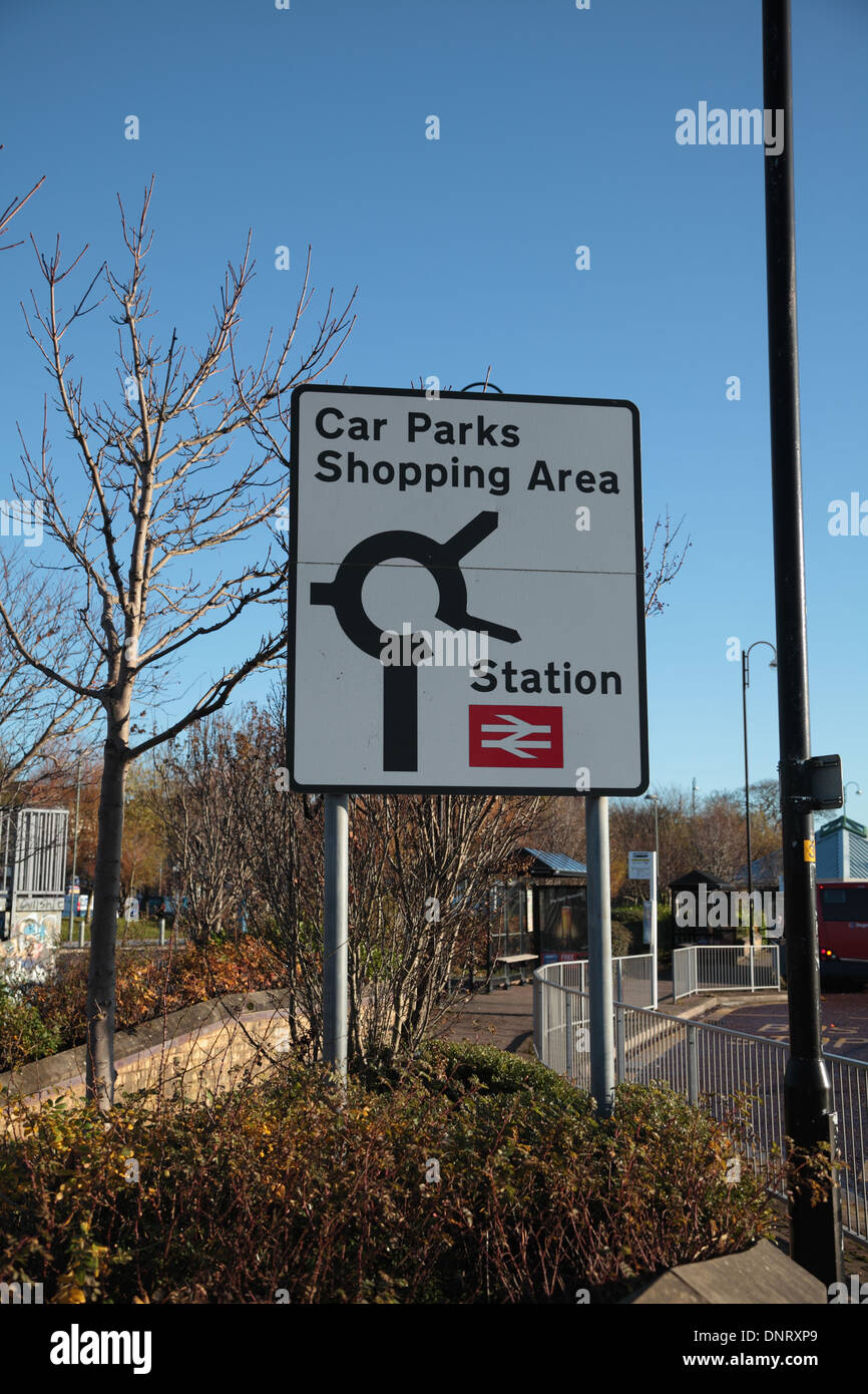 Car parks sign hi-res stock photography and images - Alamy