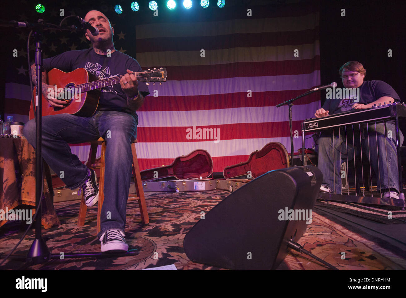 May 7, 2011 - Dubuque, Iowa, U.S - AARON LEWIS of Staind performs an ...