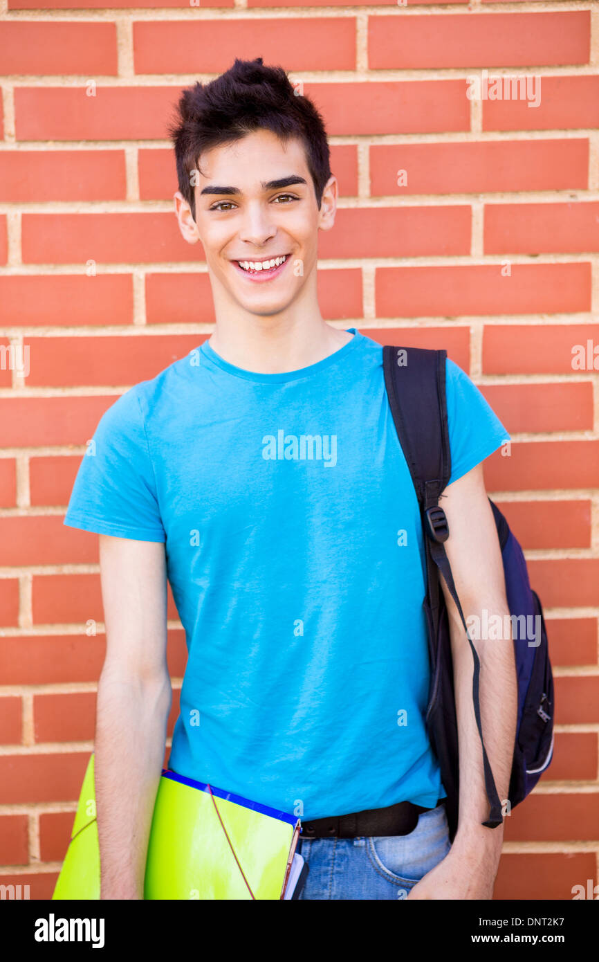 Academic campus hi-res stock photography and images - Alamy