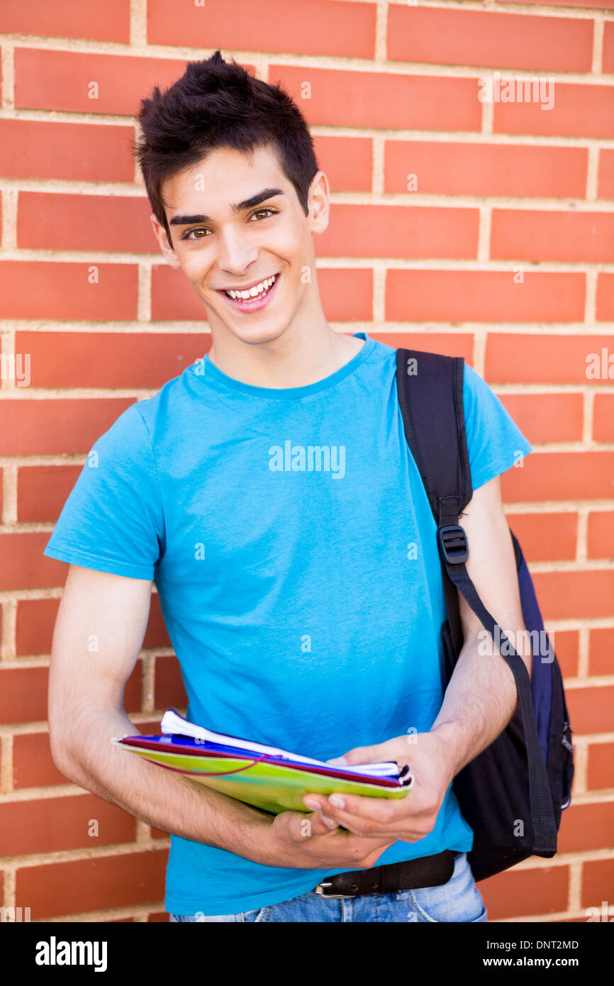 Academic campus hi-res stock photography and images - Alamy