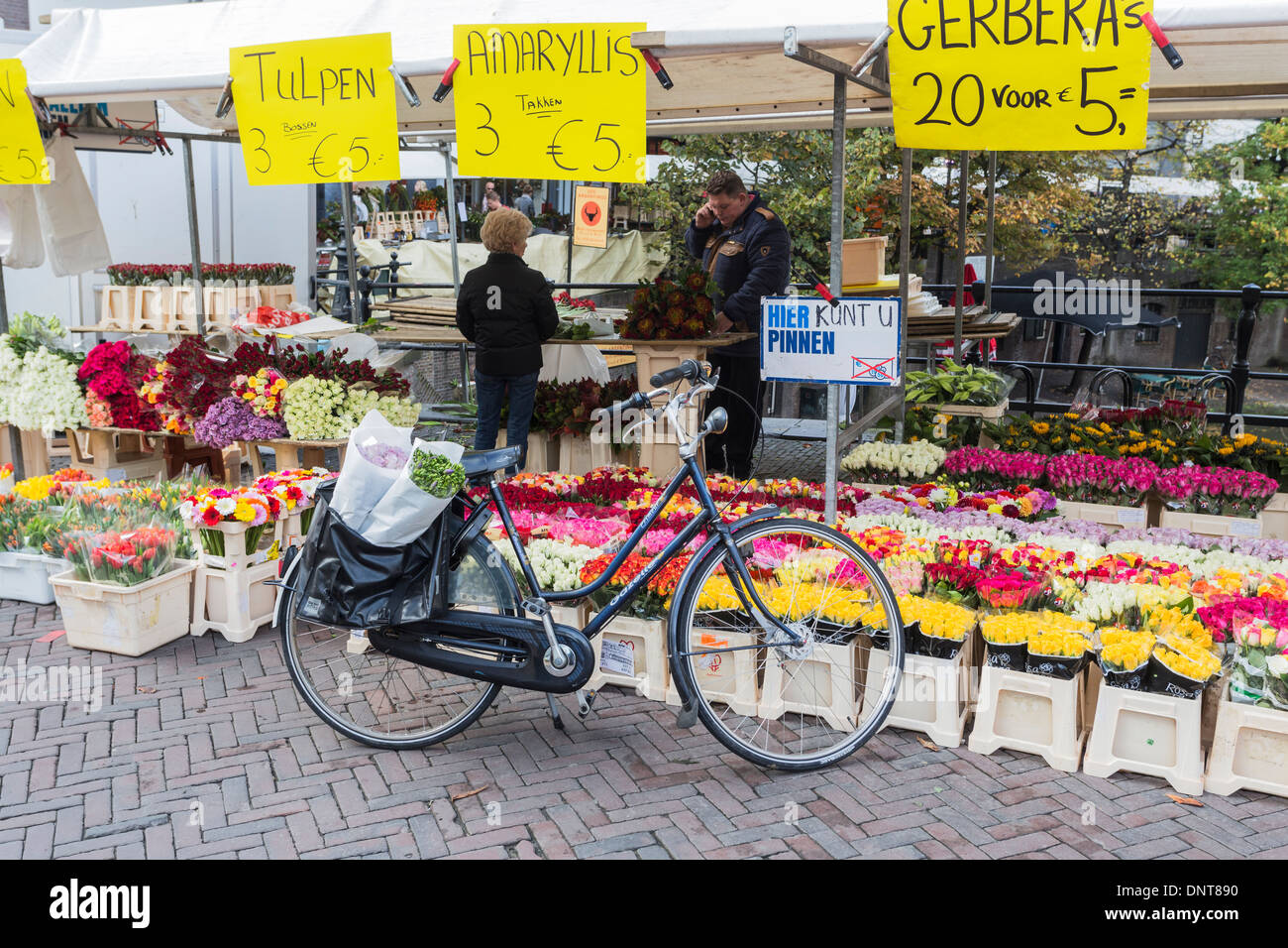 Utrecht market hi-res stock photography and images - Alamy