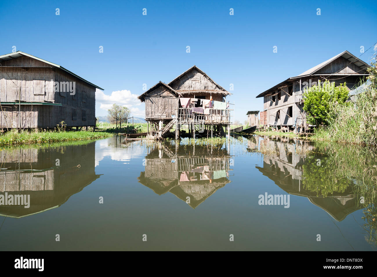 Bamboo houses hi-res stock photography and images - Alamy
