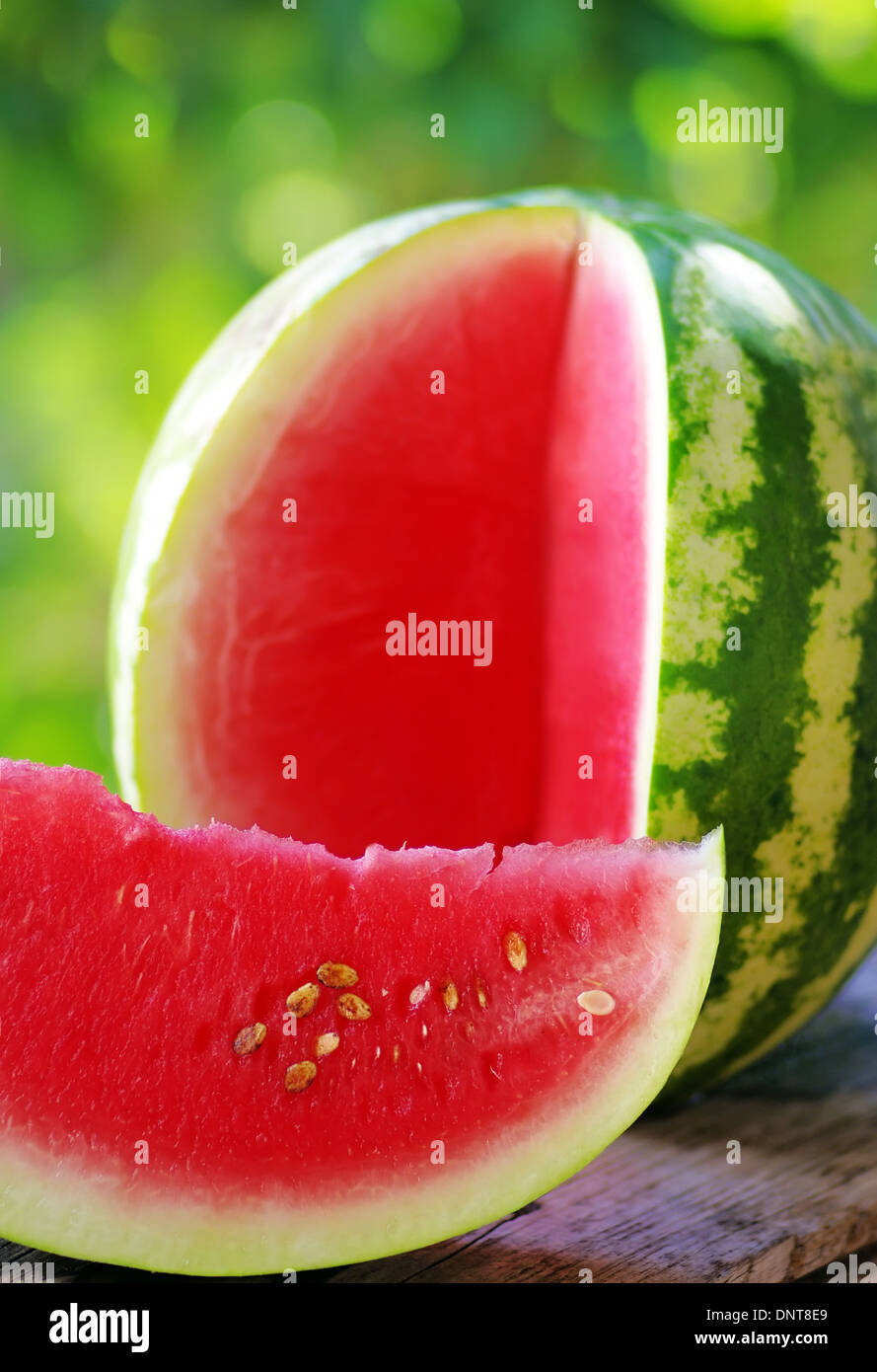 Broken watermelon hi-res stock photography and images - Alamy