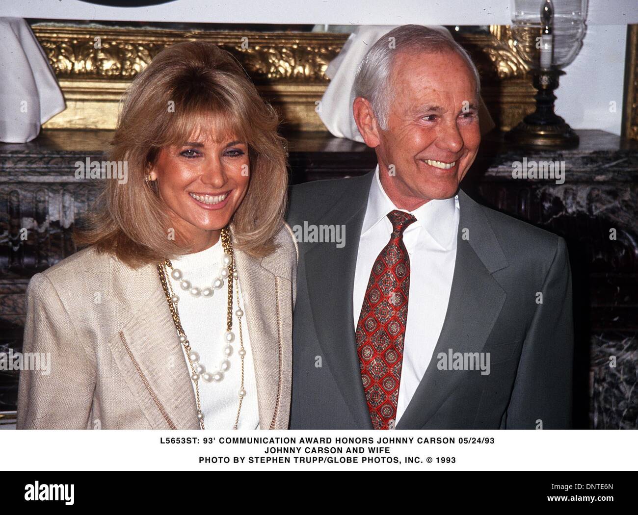 May 24, 1993 - L56563ST: 93' COMMUNICATION AWARD HONORS.JOHNNY CARSON ...