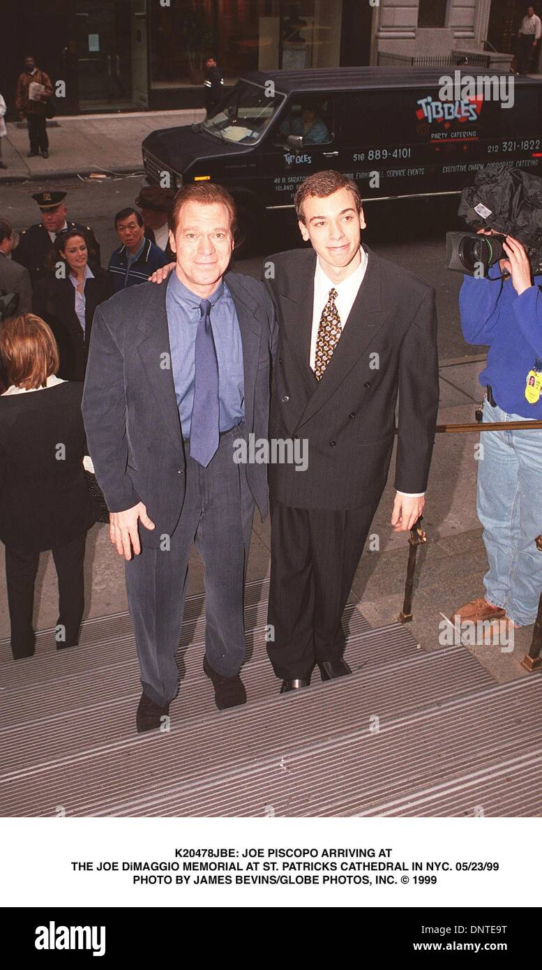 May 23, 1999 - K20478JBE: JOE PISCOPO ARRIVING AT .THE JOE DiMAGGIO ...