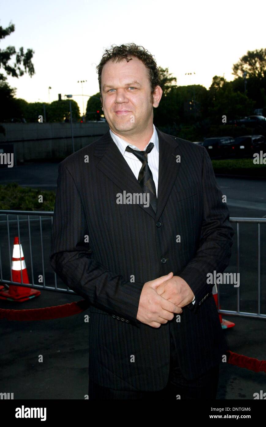 Aug. 7, 2002 - K25772FB: ''THE GOOD GIRL'' PREMIERE AT PACIFIC DESIGN ...