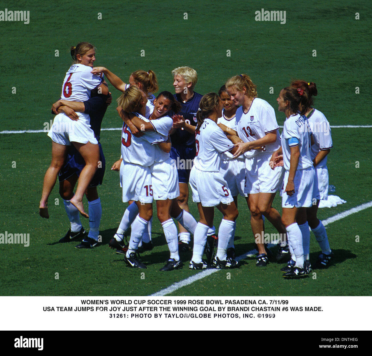 Women's world cup soccer 1999 hi-res stock photography and images - Alamy