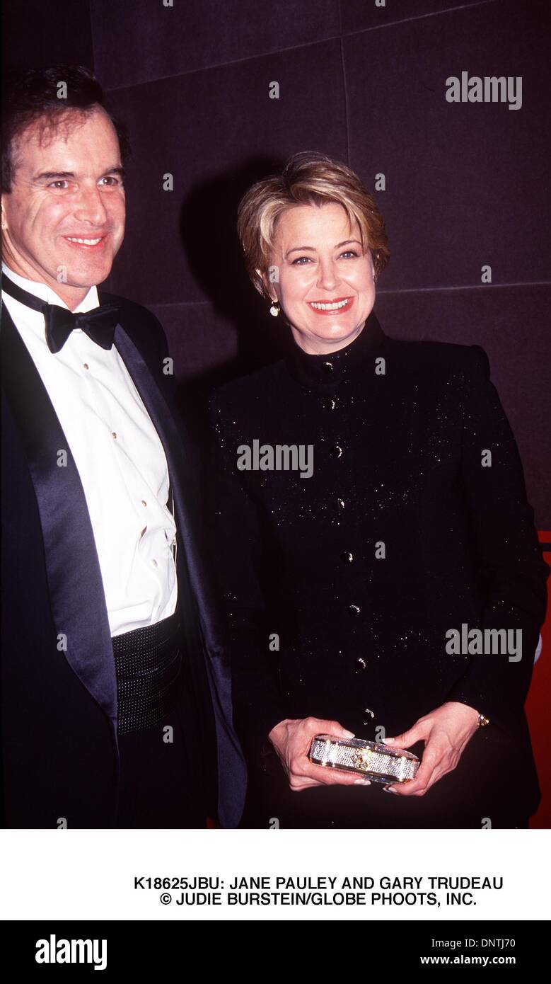 June 20, 2001 - K18625JBU: JANE PAULEY AND GARY TRUDEAU.Â© JUDIE ...