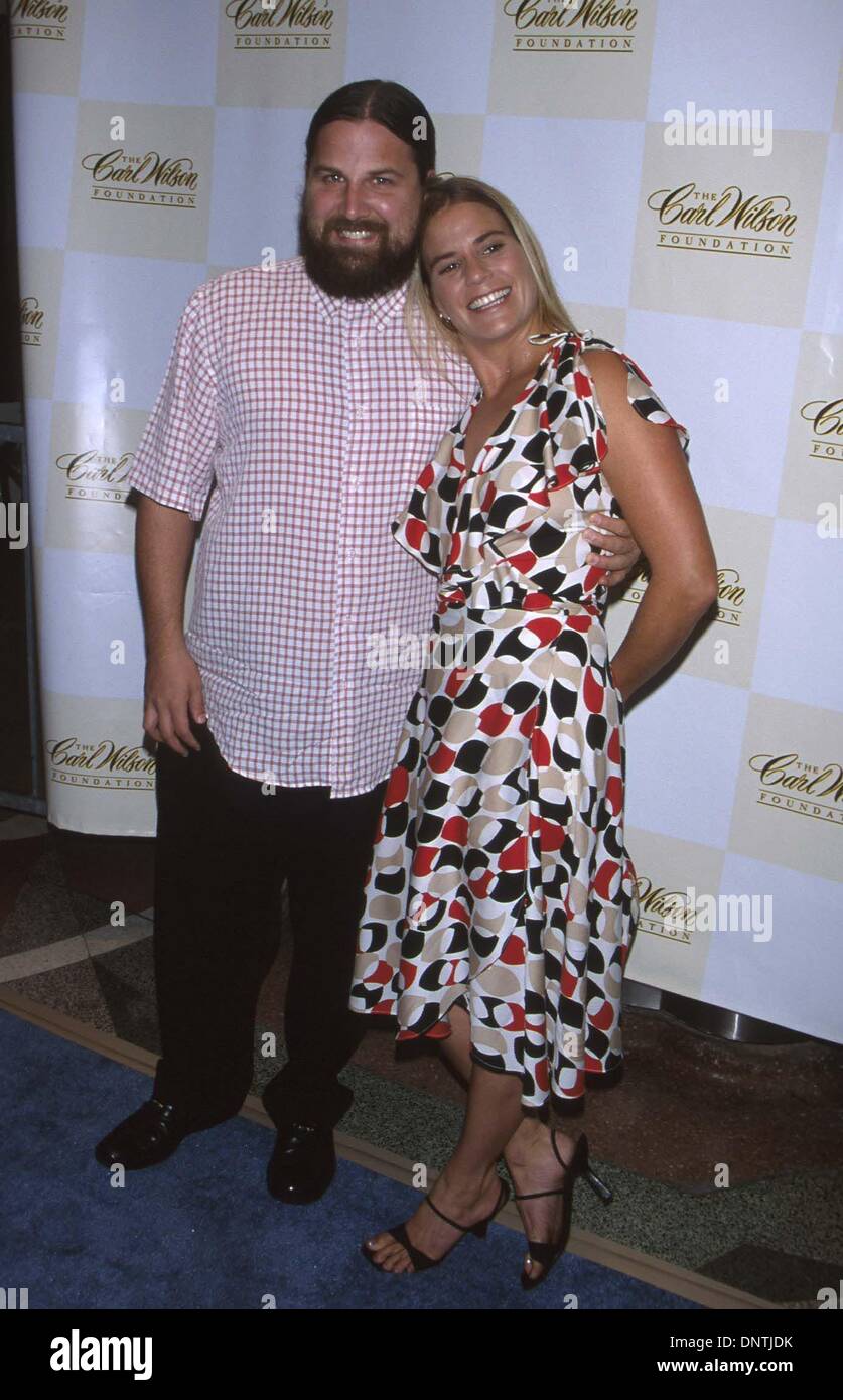 Oct. 15, 2001 - K23092MR: CARL WILSON FUONDATION BENEFIT CONCERT.EL RAY ...