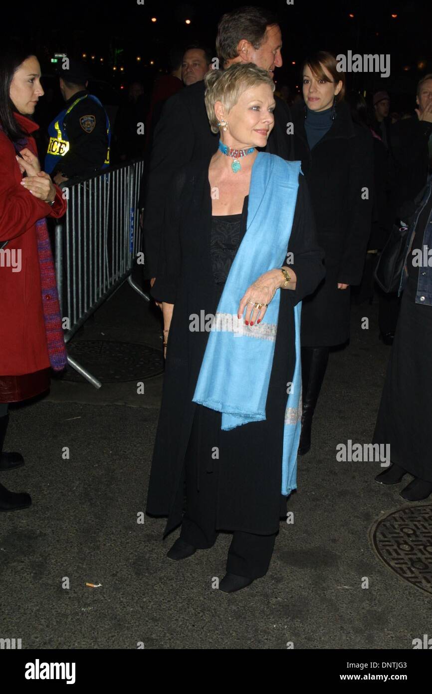 Iris film judi dench hi-res stock photography and images - Alamy