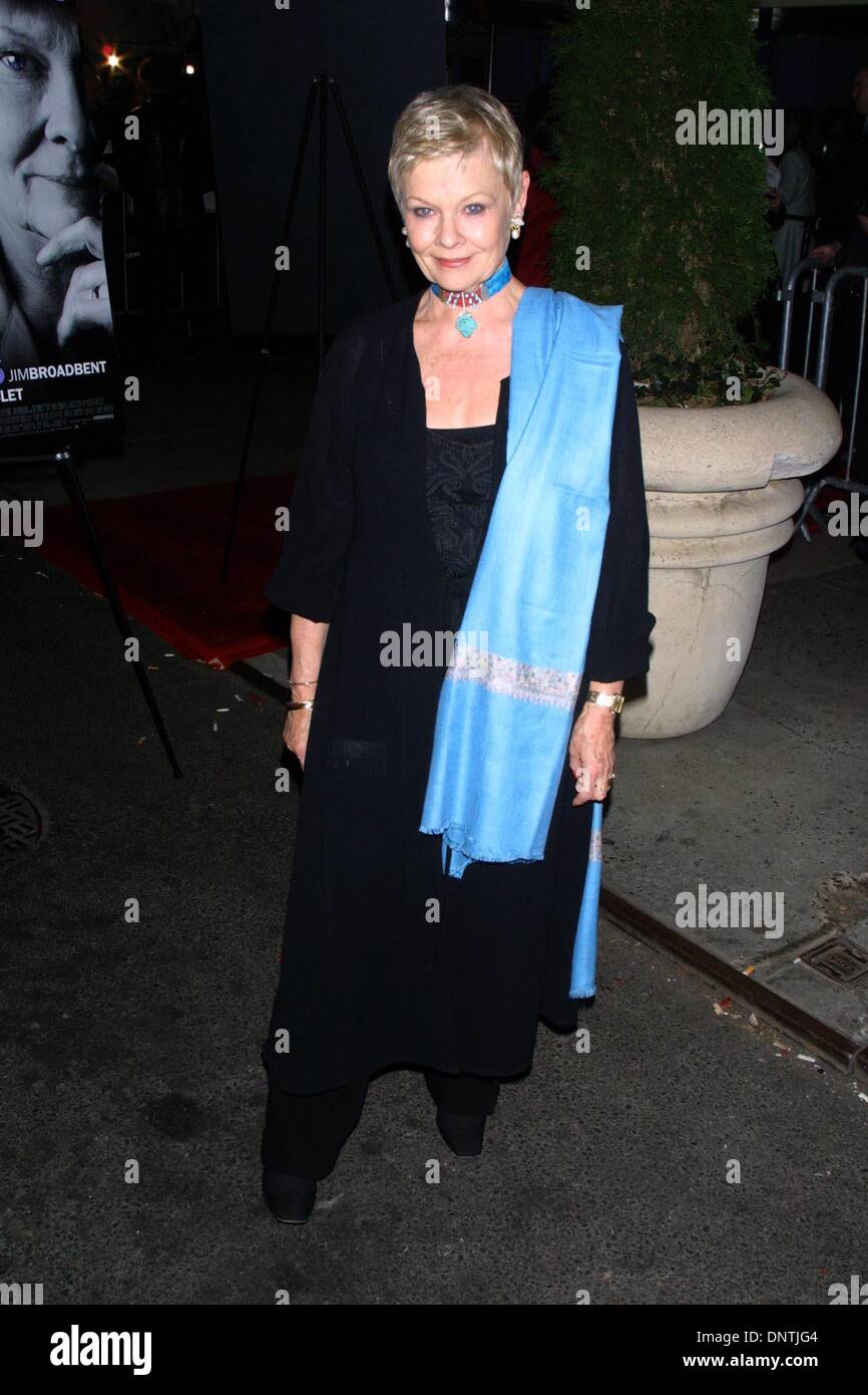 Iris film judi dench hi-res stock photography and images - Alamy