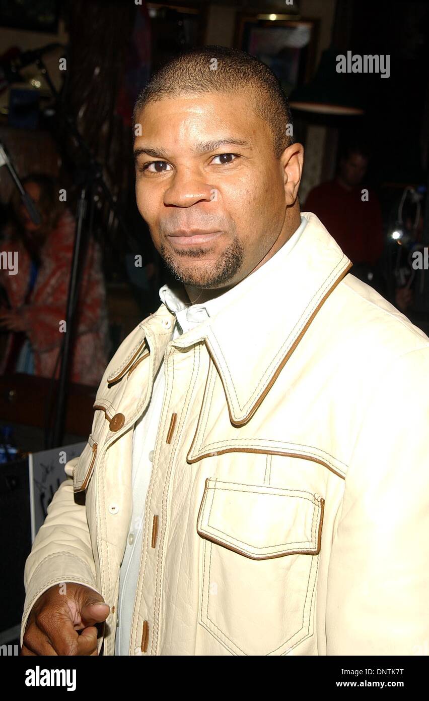 Mar. 23, 2002 - K24536AG: KELLY PERINE CELEBRATED HIS 33RD BIRTHDAY ...