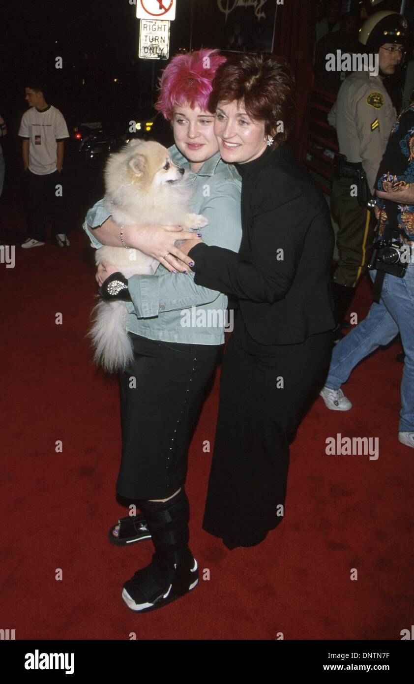 Kelly Osbourne 2001