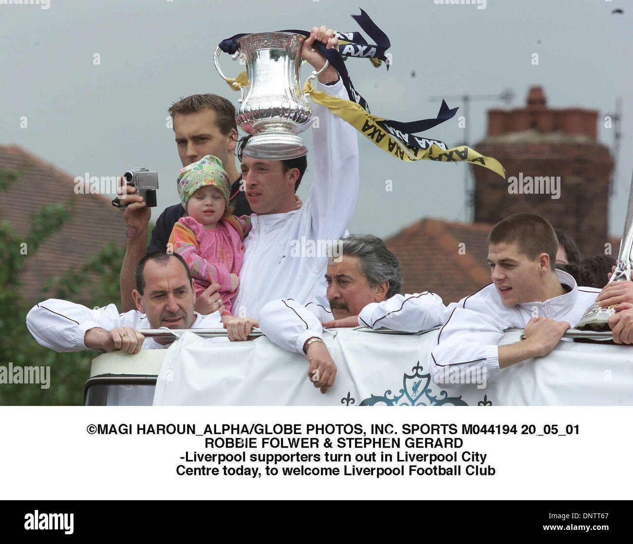 Liverpool uefa cup 2001 city centre hi-res stock photography and images ...