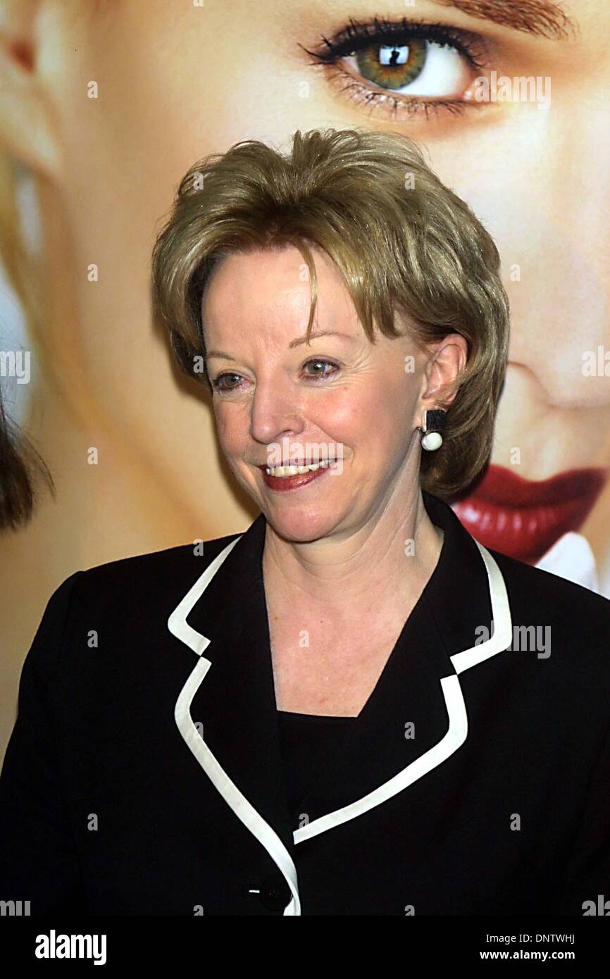 Apr. 24, 2002 - K24861JBB SEVENTEEN/COVER GIRL VOLUNTEERISM AWARDS ...