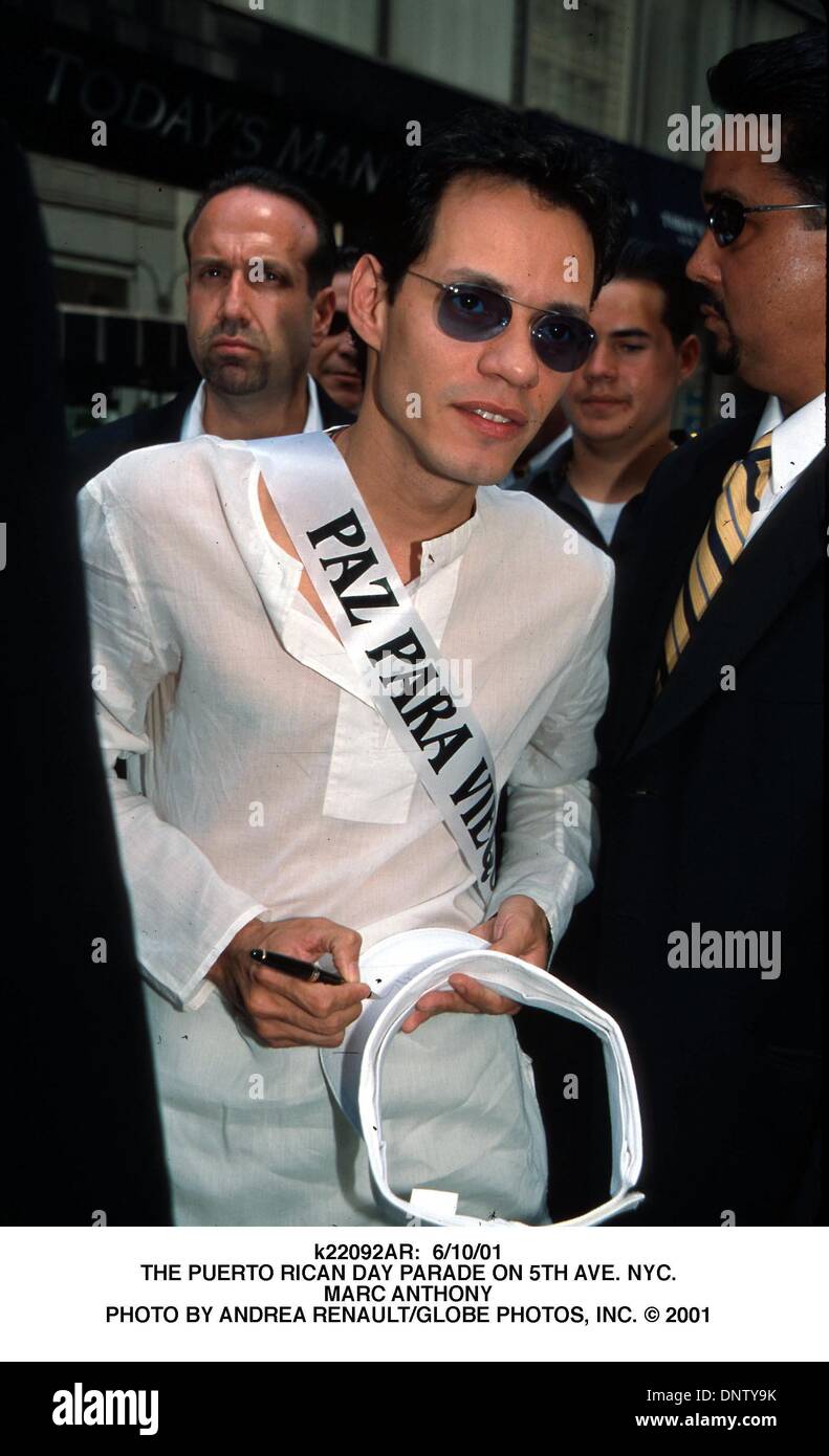 June 10, 2001 - k22092AR: 6/10/01.THE PUERTO RICAN DAY PARADE ON 5TH ...