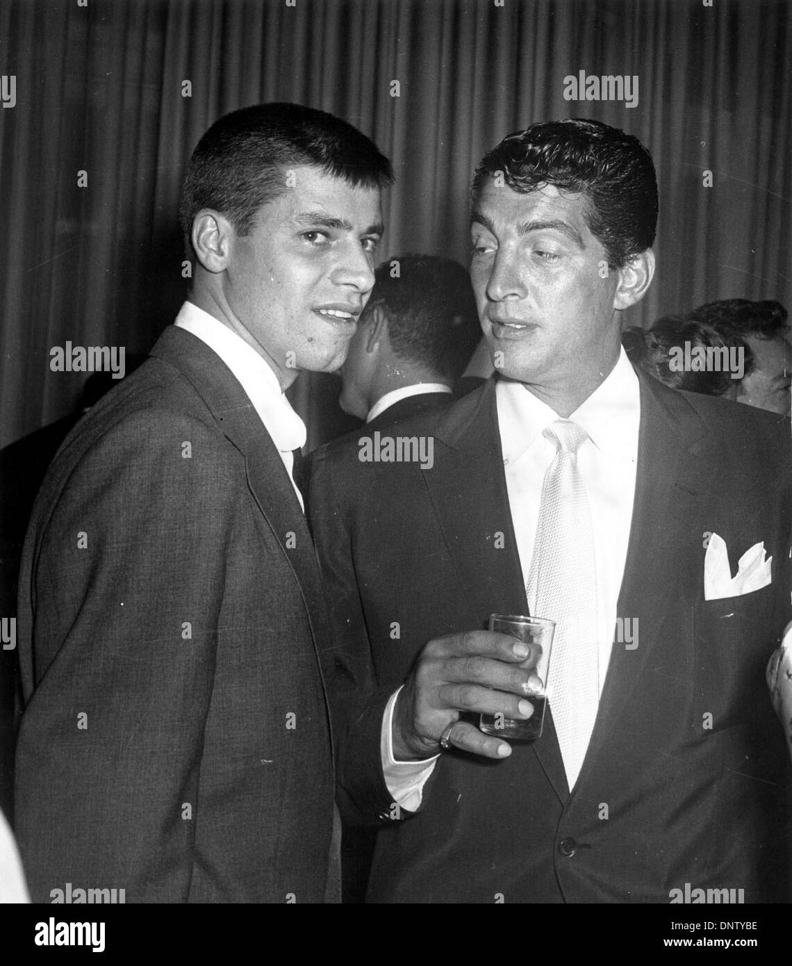 July 11, 2001 - JERRY LEWIS.DEAN MARTIN.(Credit Image: © Globe Photos ...