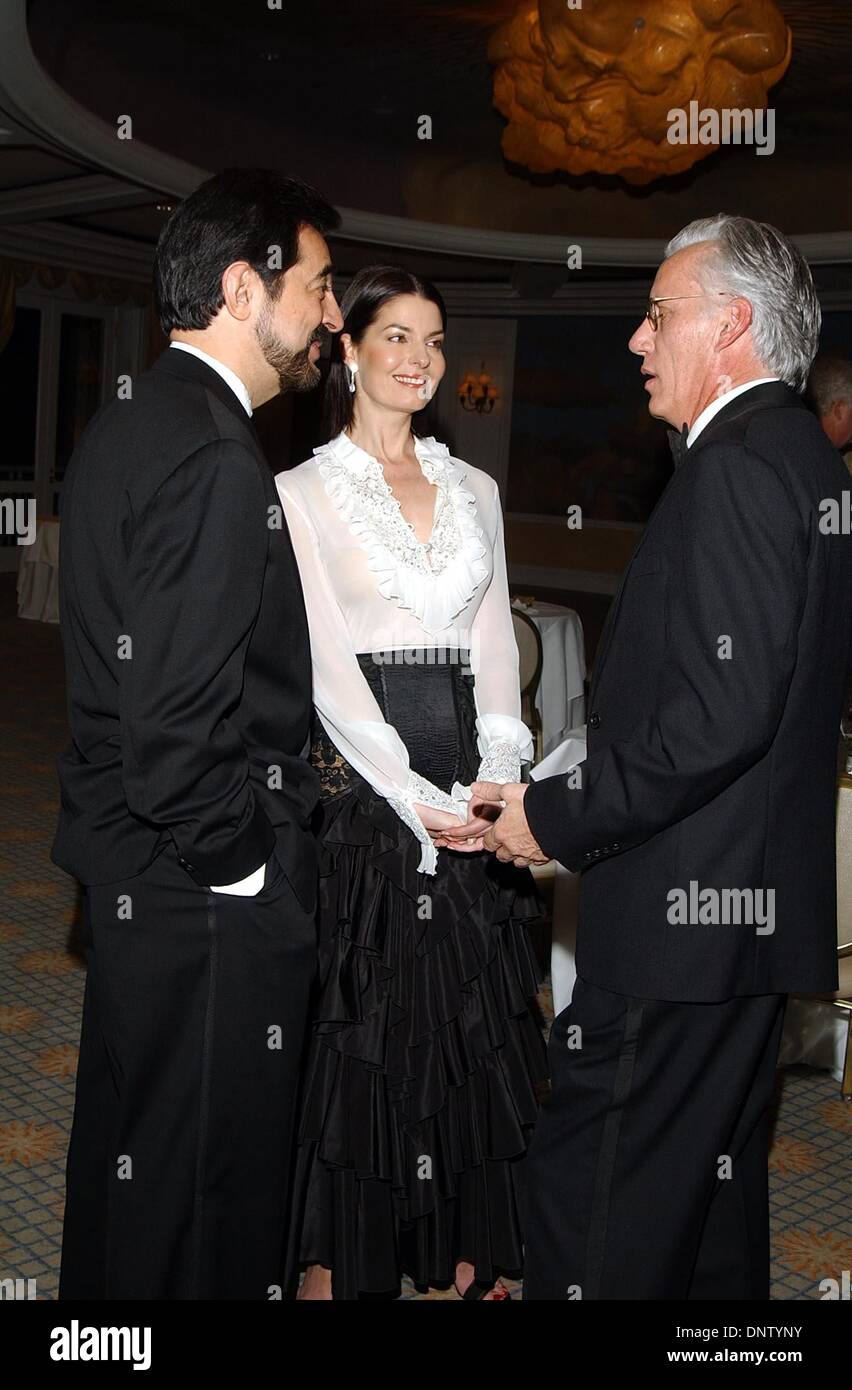 James woods dinner hi-res stock photography and images - Alamy