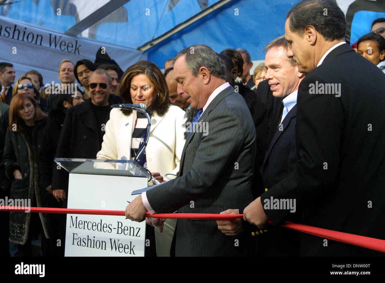 Feb. 8, 2002 - K24028JBB: MAYOR MICHAEL BLOOMBERG RIBBON CUTTING ...