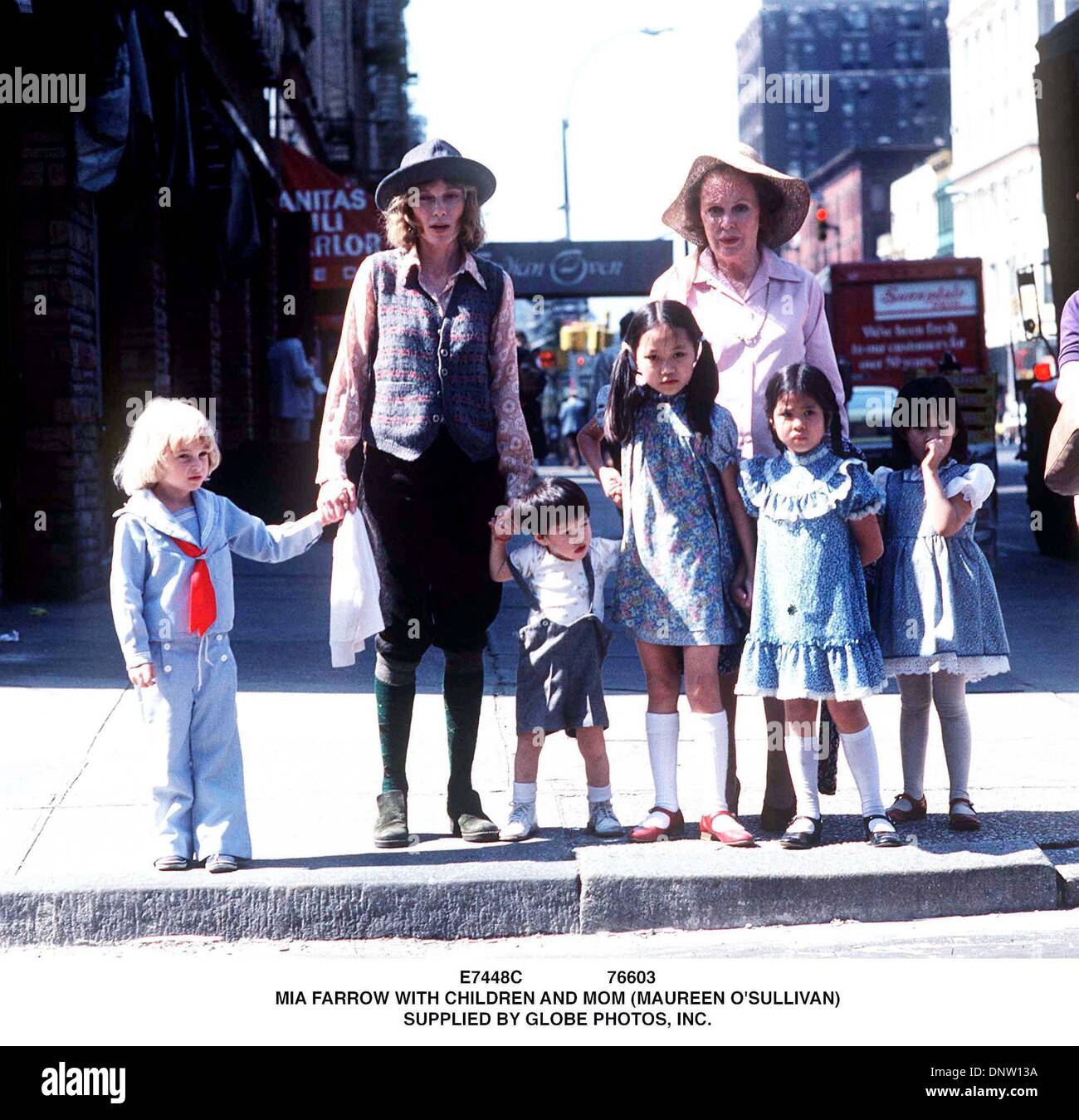 June 3, 1976 - E7448C 76603.MIA FARROW WITH CHILDREN AND MOM (MAUREEN O ...