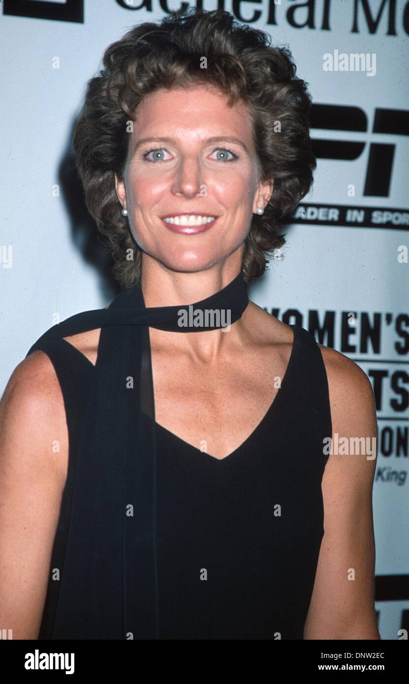 Michelle akers hi-res stock photography and images - Alamy
