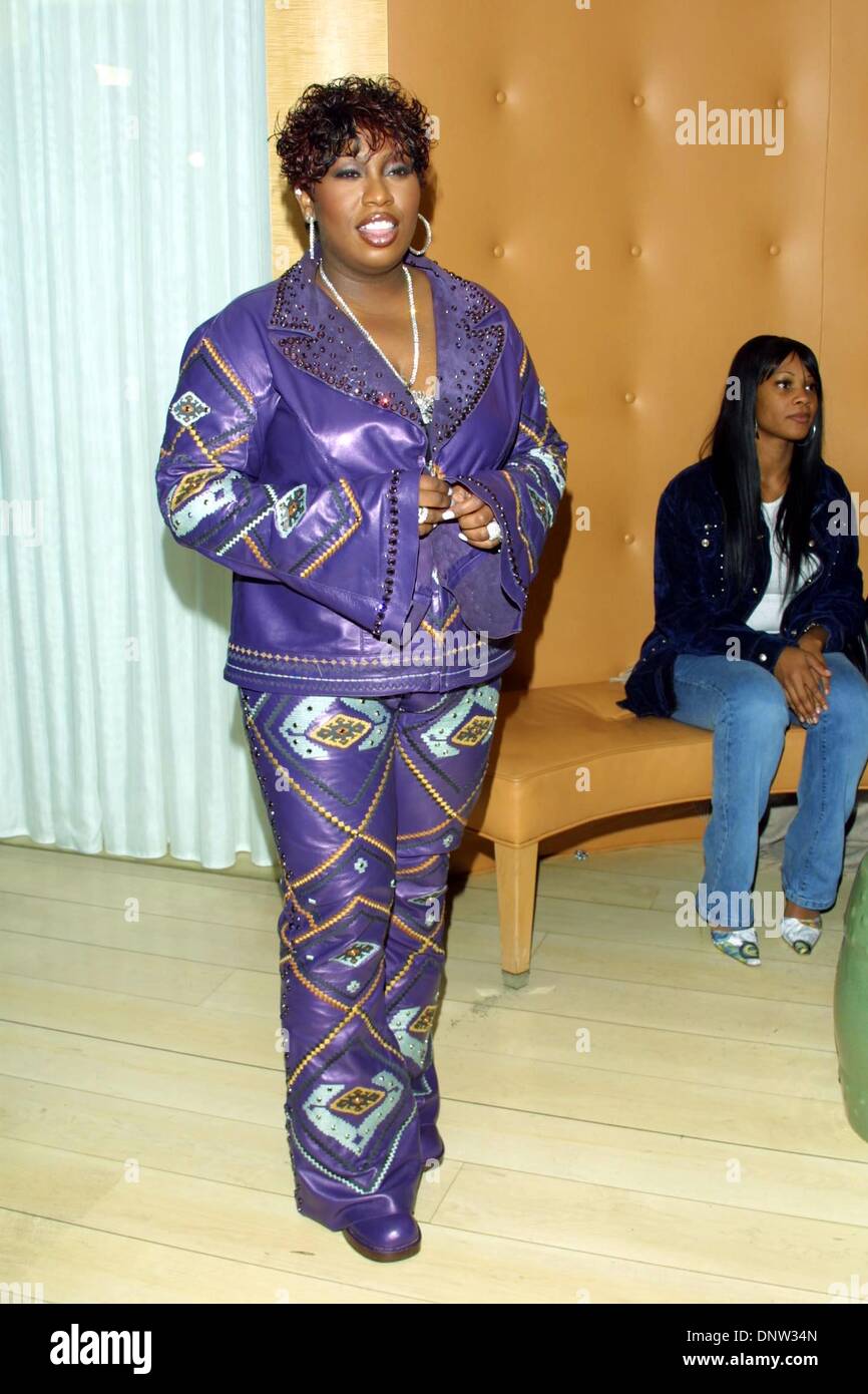 Missy elliott grammy hi-res stock photography and images - Alamy