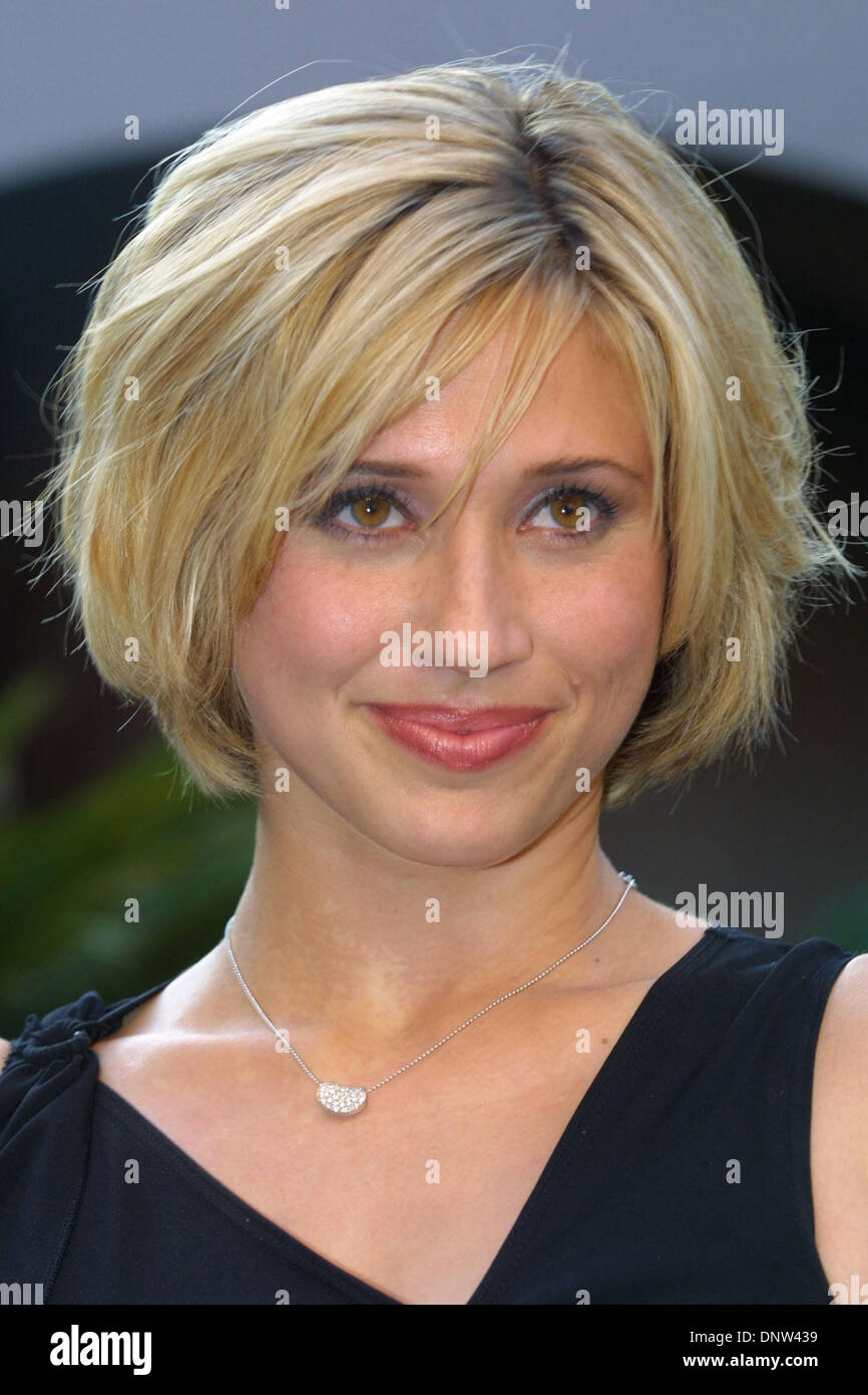 Kristen Miller Actress