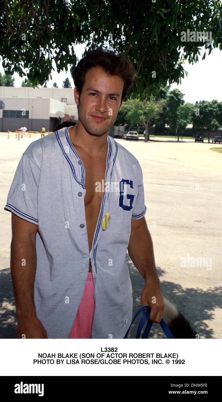 May 7, 2001 - L3382.NOAH BLAKE (SON OF ACTOR ROBERT BLAKE) . LISA ROSE ...