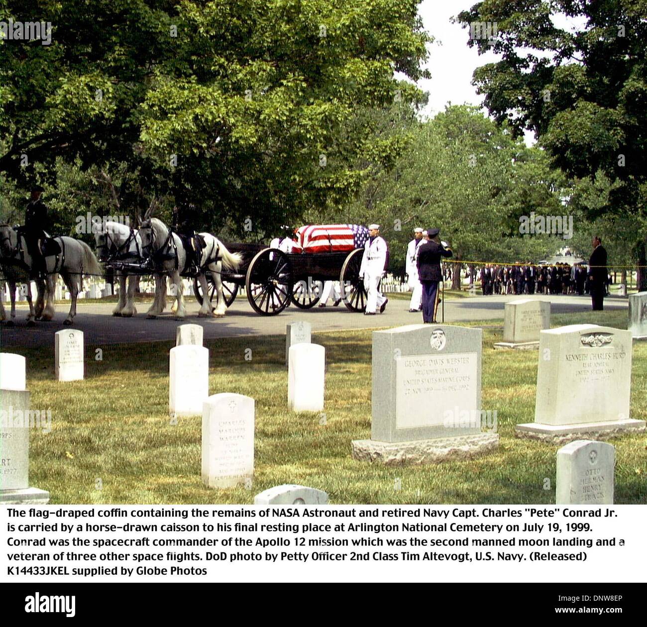 Arlington cemetery horse drawn caisson hi-res stock photography and ...