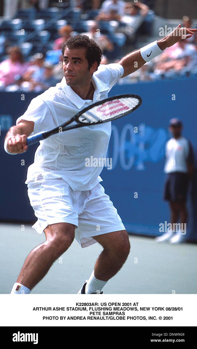 Arthur ashe stadium 2001 hi-res stock photography and images - Alamy