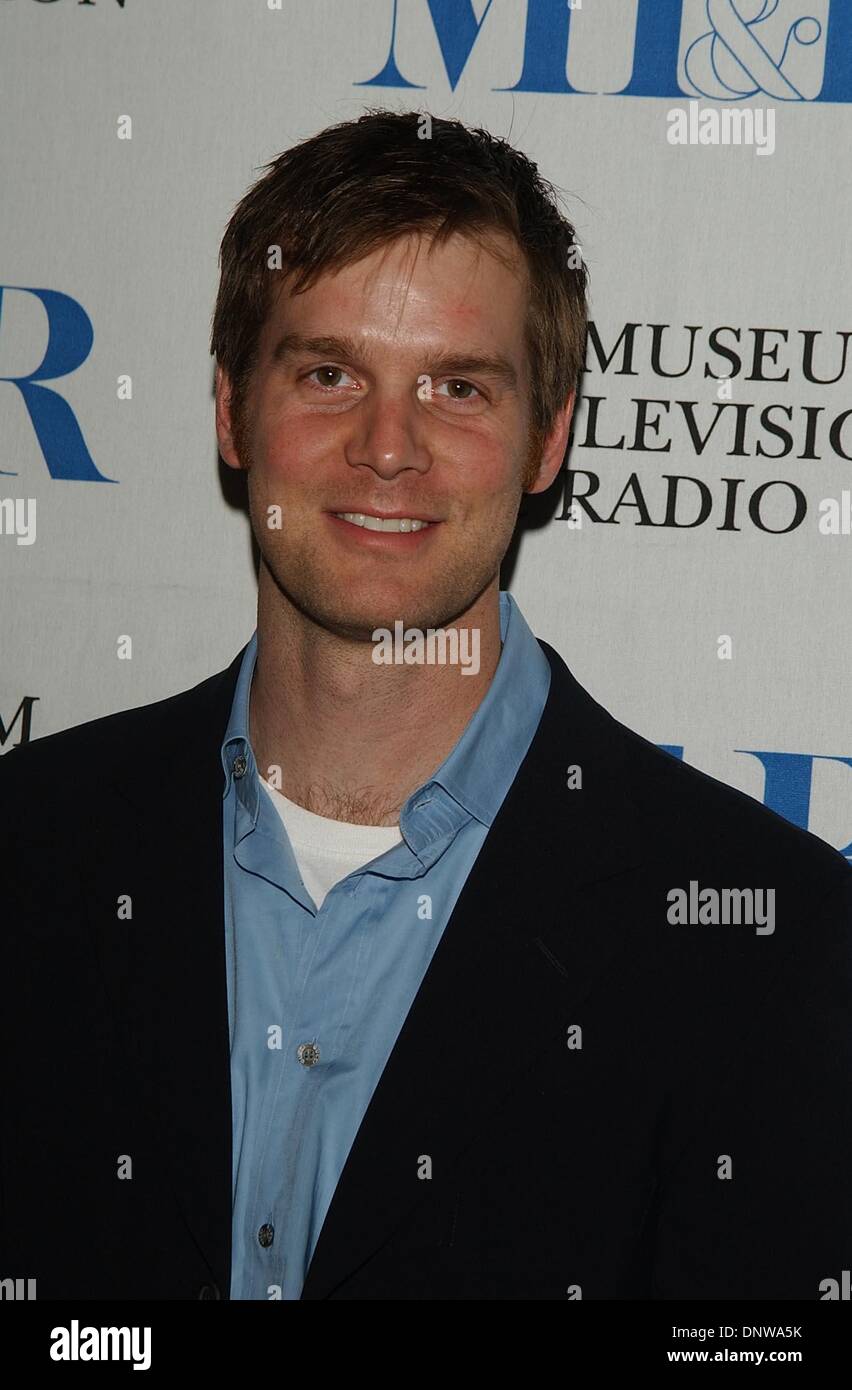 Six feet under tv peter krause hi-res stock photography and images - Alamy
