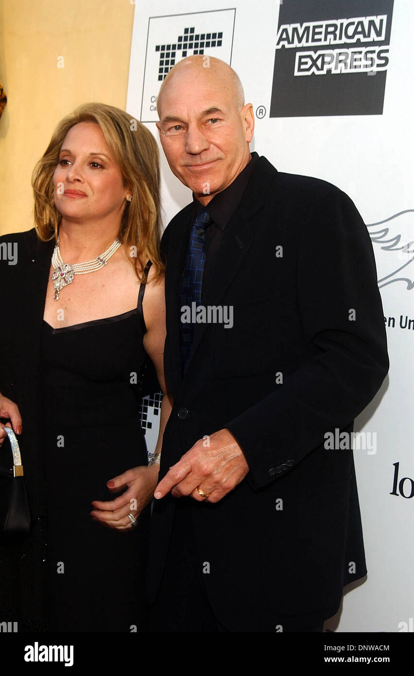 Patrick stewart wife hi-res stock photography and images - Alamy