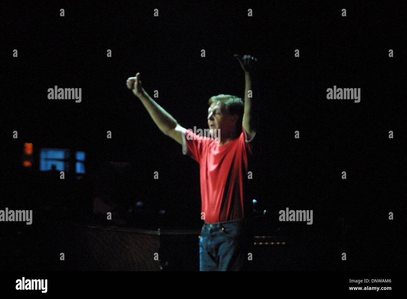 Apr. 17, 2002 - PAUL McCARTNEY'S CONCERT AT THE .CONTINENTAL AIRLINES ...