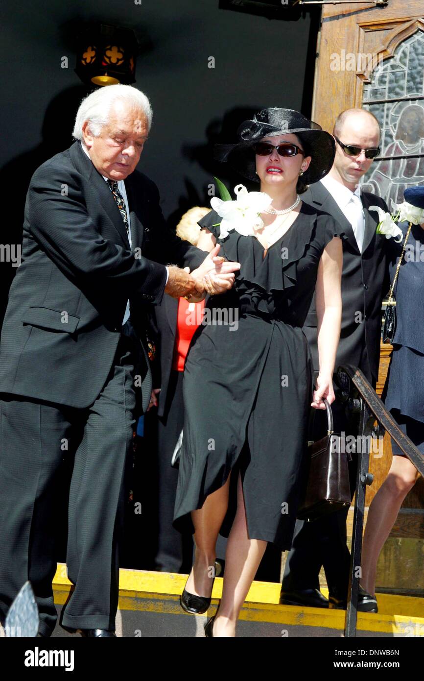 Jan. 1, 1980 - K25922JBB FUNERAL SERVICE FOR NEAL TRAVIS AT CHURCH OF ...