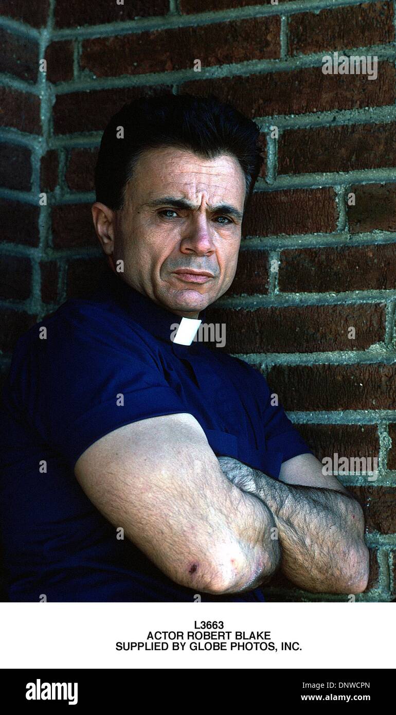 Actor robert blake hi-res stock photography and images - Alamy