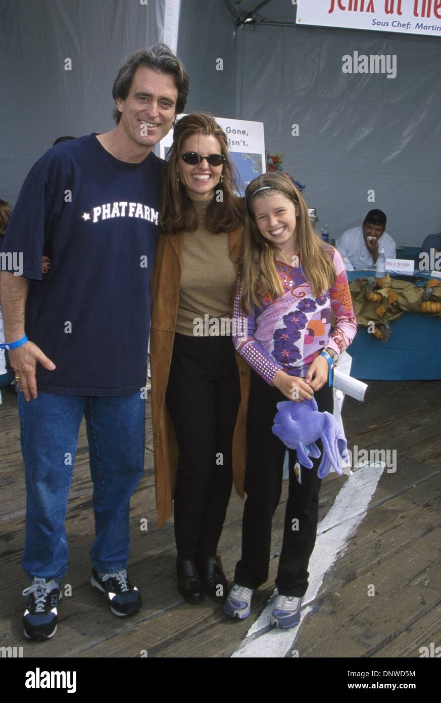 Maria sol santa monica pier hi-res stock photography and images - Alamy