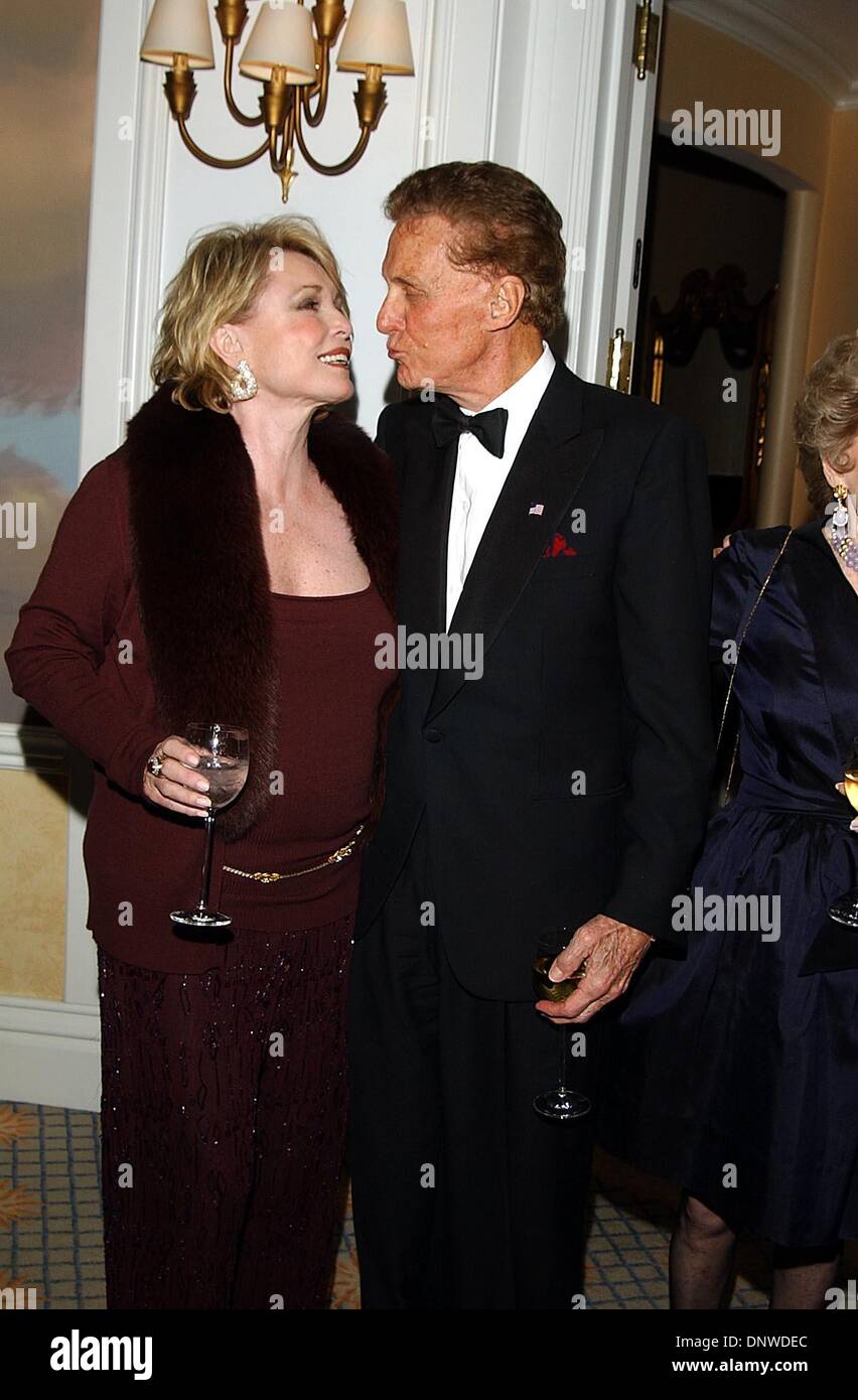 Robert stack with his wife hi-res stock photography and images - Alamy