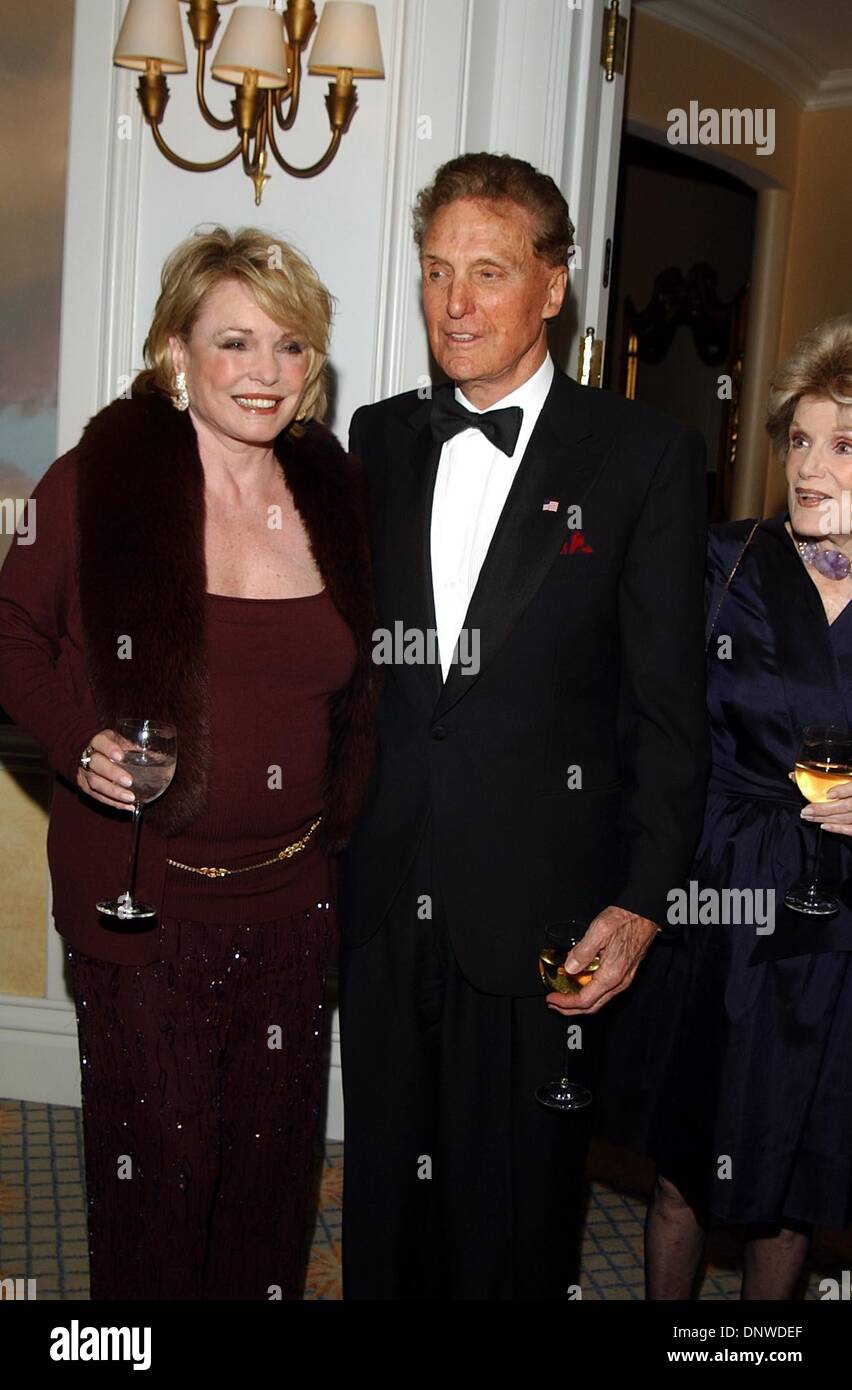 Robert stack with his wife hi-res stock photography and images - Alamy